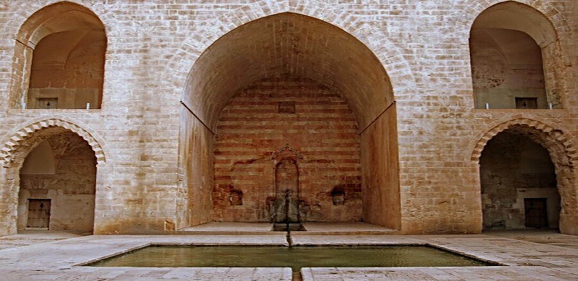 Eyvan | Merzifon Camileri